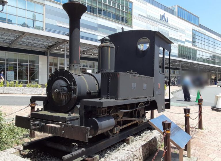 熱海駅前の小さな蒸気機関車の正体は？熱海軽便鉄道（豆相人車鉄道）廃線跡スポット | 廃線跡の旅、鉄路の旅